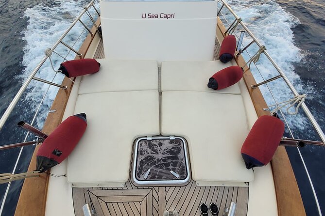 Private Tour of the Island of Capri by Boat and Visit to the Caves - Customer Ratings and Feedback