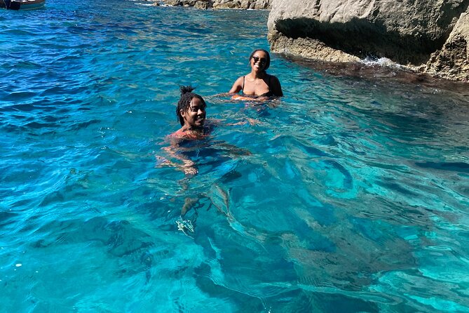 Private Tour of the Island of Capri by Boat and Visit to the Caves - Exceptional Tour Guides