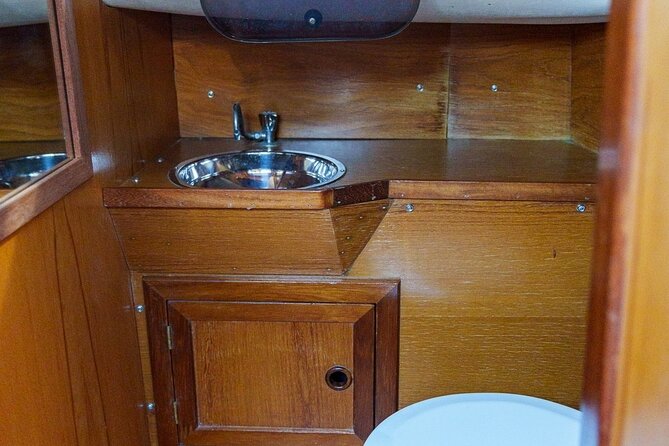 Private Tour of the Island of Ischia on a Fratelli Aprea Gozzo - Accessibility Features