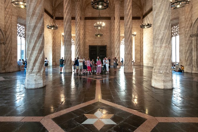 Private tour of the old city of Valencia - The Sum Up