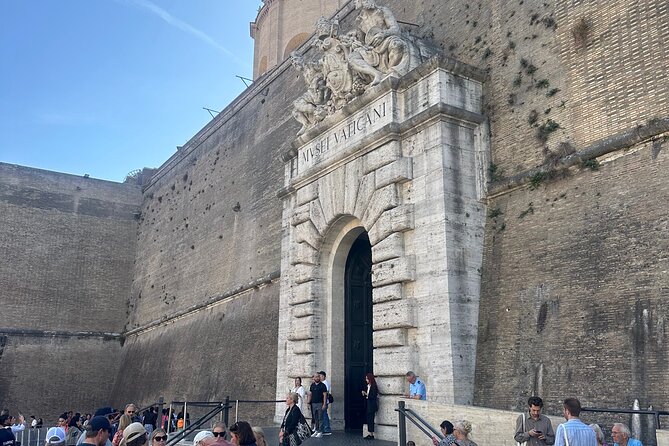 Private Tour of Vatican Museum~Sistine Chapel & Basilica No Line - Visiting St. Peters Basilica
