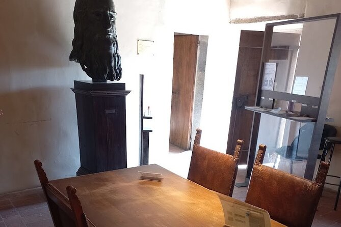 PRIVATE TOUR: oil production, Leonardo's house, tasting - The Authenticity and Practical Aspects