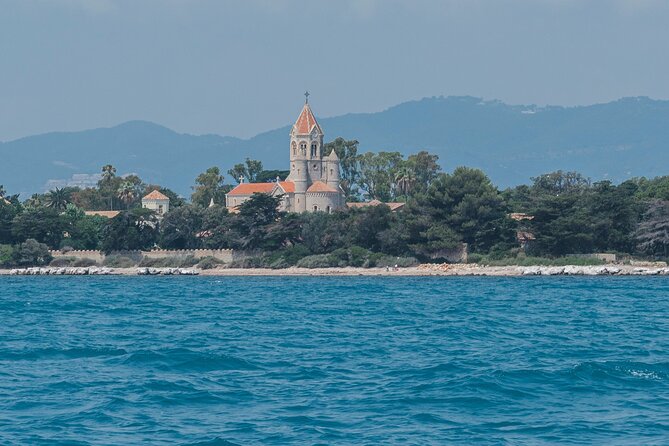 Private Tour on a Sailboat With Apéritif at Sunset on Antibes - Highlights of the Sailboat Tour