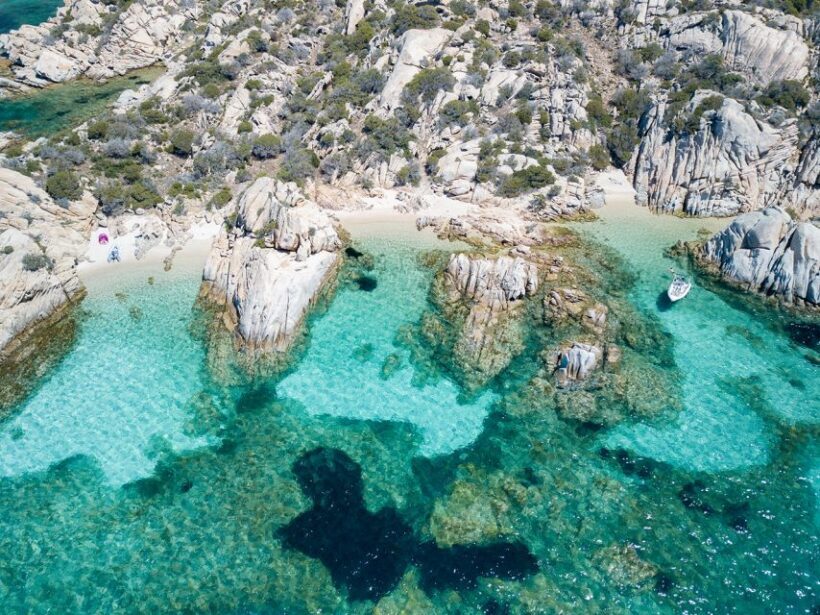 Private tour on the boat in the La Maddalena archipelago - FAQs