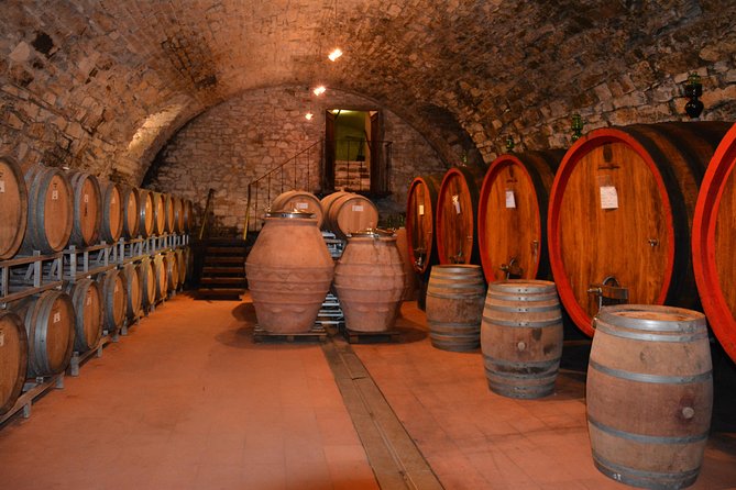 Private Tour: Orcia Valley to Montalcino and Montepulciano With Brunello Wine Tasting - Discovering Montepulciano