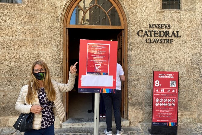 Private Tour: Palma De Mallorca Old Town, Palma Cathedral and Cruise - Capturing Breathtaking Views From the City Walls
