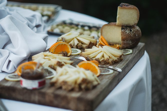 Private Tour: Pienza and Montalcino Organic Cheese and Wine Tour - Accessibility and Additional Information