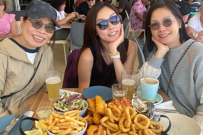 Private tour: Port Stephens, departing Newcastle - Whales! - Practical Considerations