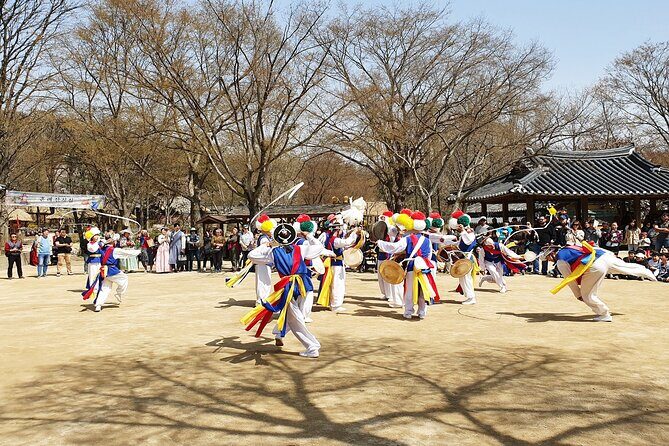 Private Tour : Royal Palace & Traditional Villages wearing Hanbok - FAQ