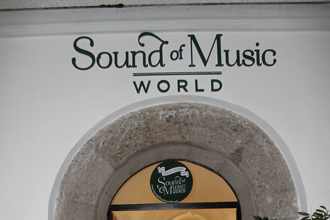 Private tour Salzburg and the Lake District from Munich - Scenic Drive to the Lake District: Fuschl and Wolfgangsee