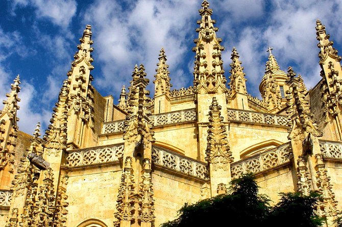 Private Tour: Segovia Day Trip from Madrid by High-Speed Train - Authenticity and Real-World Experience