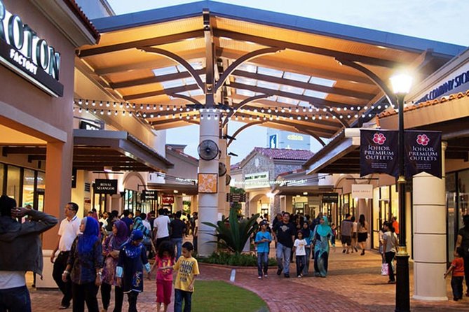 Private Tour: Sightseeing Daytrip to Johor Bahru from Singapore - Deep Dive into the Itinerary