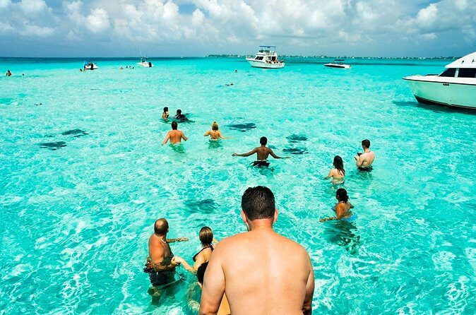 Private Tour Starfish Point, Stingray City, Coral Garden - FAQ