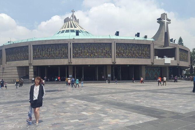 Private Tour: Teotihuacan and Guadalupe Shrine - Discovering the Heart of Mexico City: A Deep Dive