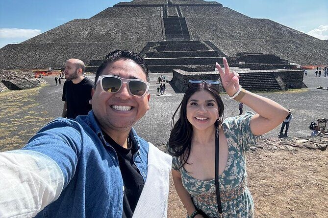 Private Tour: Teotihuacán/Basílica de Guadalupe Hotel Pick Up - The Sum Up