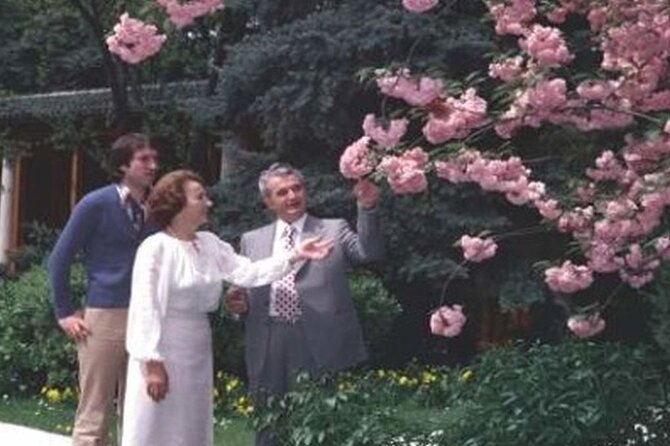 Private Tour -The Last Day of Nicolae Ceauescu in a Romanian Car - FAQs