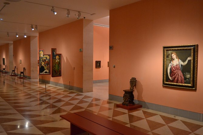 Private Tour: Thyssen-Bornemisza Museum with Skip-the-Line Access - Key Points