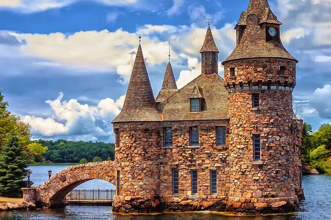 Private Tour to 1000 Islands from Toronto with Castle Boat Cruise - Who Would Love This Tour?