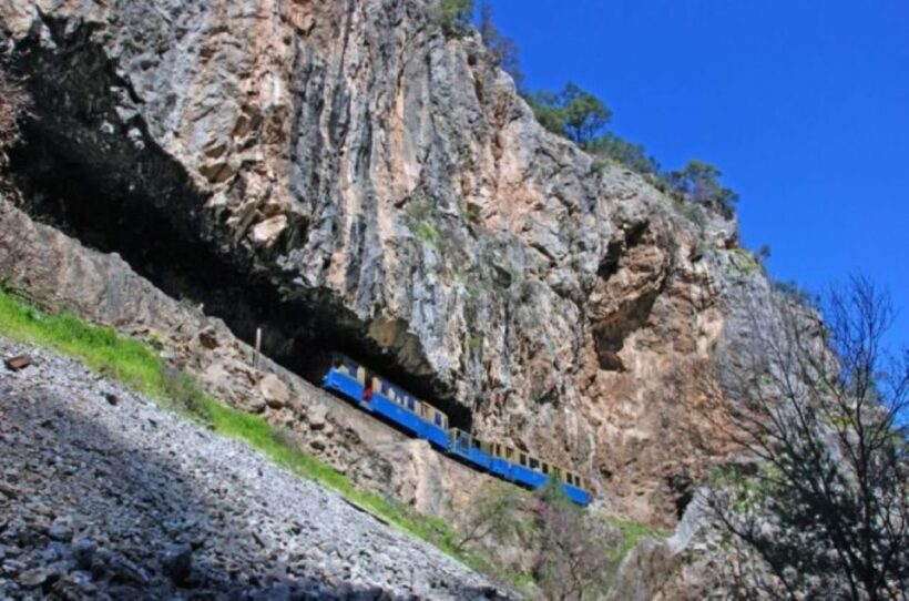 Private Tour to Ancient Corinth, Cave of Lakes & Cog Railway - Lunch and Local Life in Kalavryta