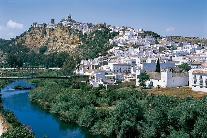 Private Tour to Arcos de la frontera, El Bosque and Ubrique from Cadiz - Key Points
