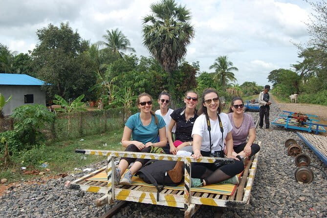 Private tour to Battam Bang from Siem Reap - Introduction
