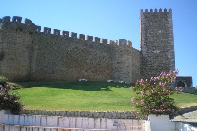 Private tour to Evora with optional wine tasting in the cartucha - FAQ