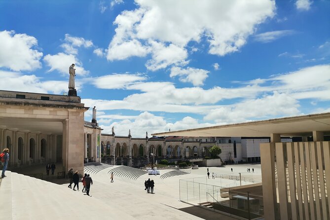 Private Tour to Fatima From Lisbon - Travel Logistics