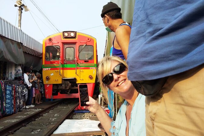 Private tour to Floating & Railway markets (multi-lang: EN ZH ES IT FR DE) - FAQ