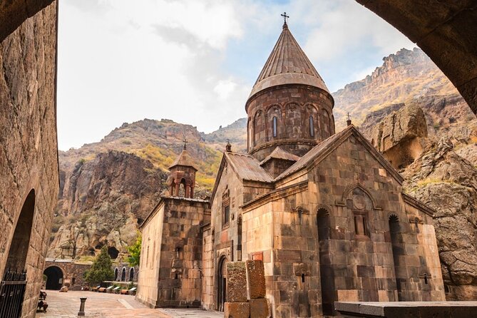 Private Tour to Garni Temple, Geghard & Khor Virap Monasteries, Azat Reservoir - Khor Virap Monastery