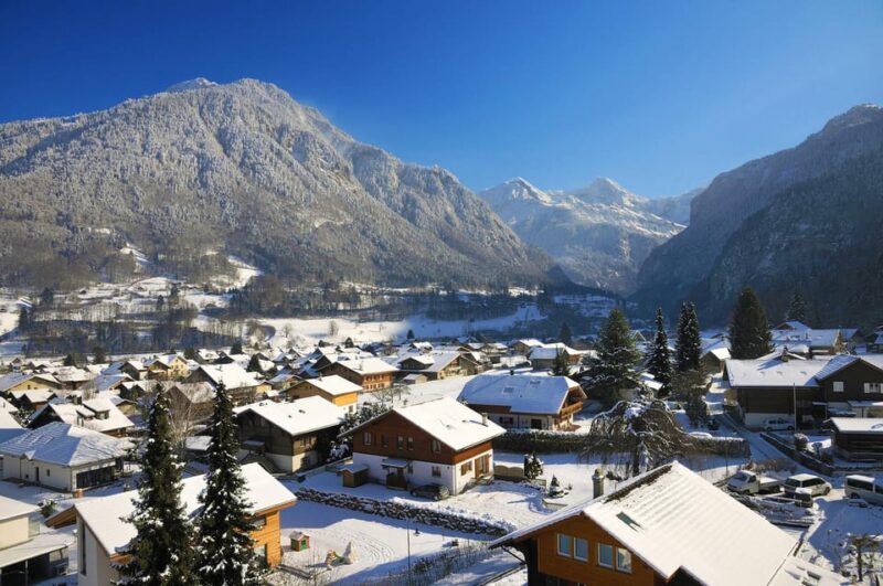 Private Tour to Interlaken From Zurich - Key Points