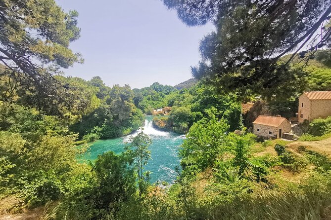 Private tour to Krka waterfalls- Lunch included - Lunch: A Taste of Local Life
