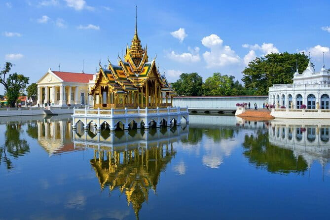 Private Tour to Maeklong Train Market and Floating Market - Who Should Consider This Tour?