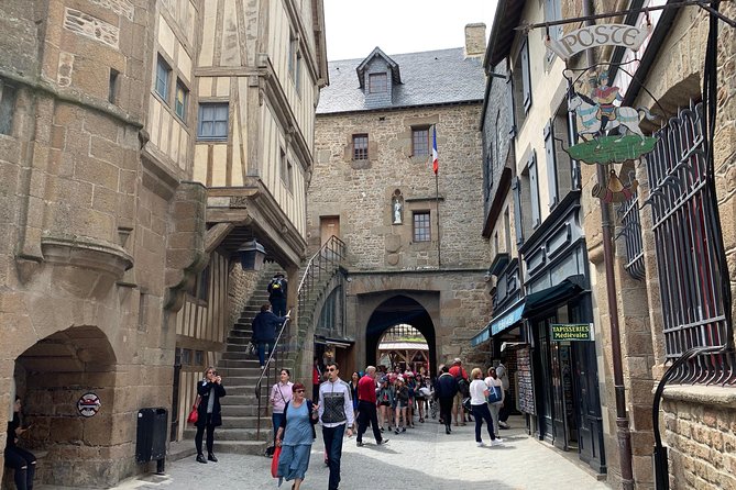 Private Tour to Mont-Saint-Michel From Paris - Transportation and Accessibility