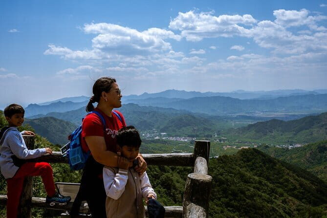 Private Tour to Mutianyu or Jinshanling Great Wall with Options - FAQs