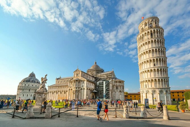 Private Tour to Pisa and Lucca from Livorno cruise port - Exploring Pisa: The Iconic Leaning Tower and Its Siblings
