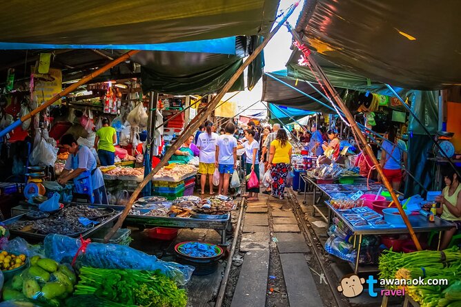 Private Tour to Railway Market and Damnoen Saduak Floating Market - The Sum Up