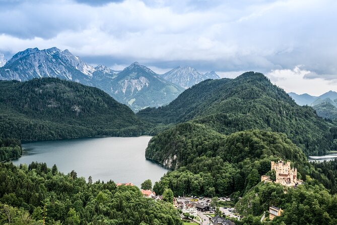 Private Tour to Royal Castle of Neuschwanstein and Hohenschwangau - An In-Depth Look at the Bavarian Day Trip