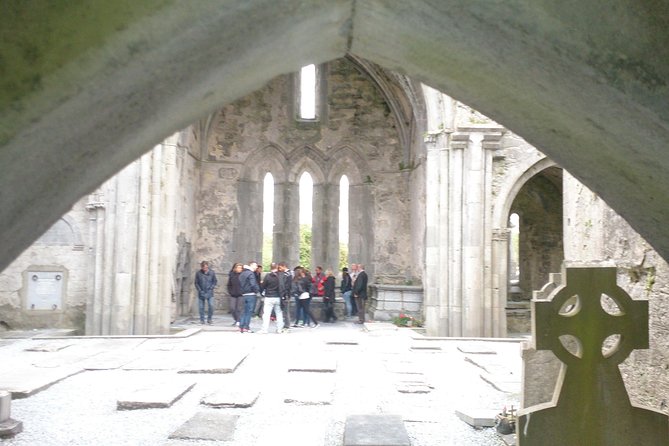 Private Tour to the Cliffs of Moher Guided in Spanish - Inclusions