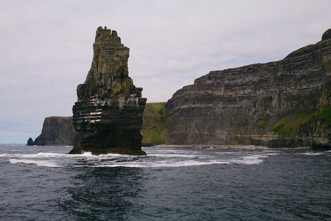 Private Tour to the Cliffs of Moher Guided in Spanish - About the Cliffs of Moher