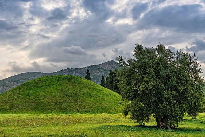 Private Tour to the tomb of Marathon (the origin of Marathon races) - Authenticity and Cultural Connection