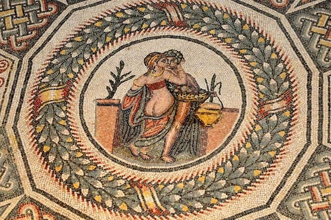 Private Tour to the Villa Romana Del Casale and the Valley of the Temples - Exploring the Villa Romana Del Casale