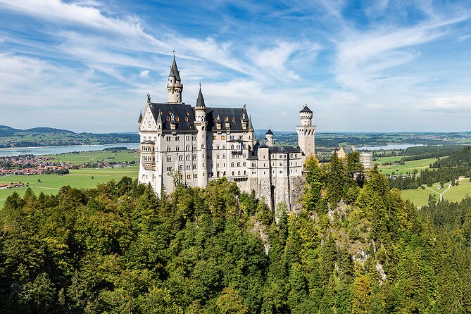 Private Tour to the Zugspitze & Neuschwanstein Castle With Lunch - Since You Asked