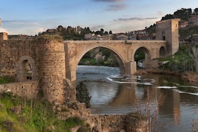 Private Tour to Toledo Half Day by Minivan - Who Should Book This Tour?