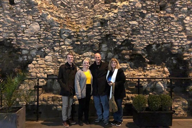 Private Tour: Traditional Black Cab Tour of Londons Hidden Treasures - Guides and Commentary