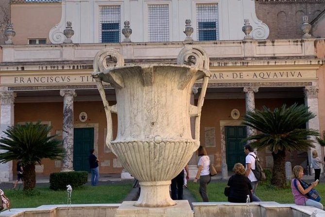 Private Tour - Trastevere and Villa Farnesina - What to Expect From Your Tour