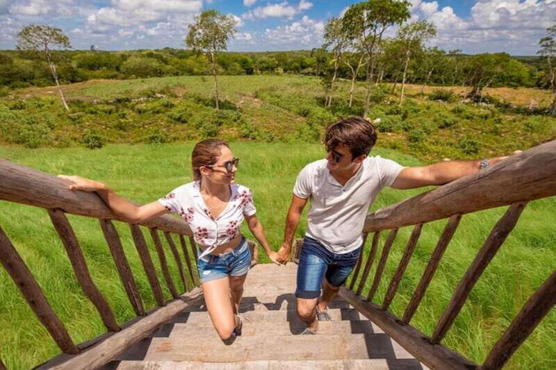 Private Tour Uxmal Land Rover Vintage safari & Mayan brunch - Practical Tips for Making the Most of Your Day
