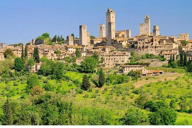 PRIVATE TOUR: Volterra & San Gimignano with Lunch & Wine Tasting Experience - Evaluating the Cost and Value