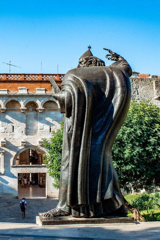 Private tour: Walking tour Split - Key Points