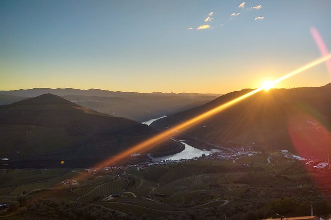 Private Tour With 3 Wineries and Viewpoint - Tour Overview