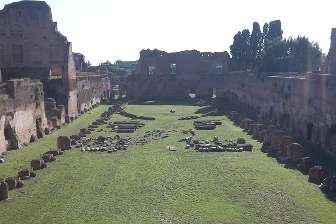 PRIVATE TOUR, with archaeologist: Colosseum, Palatine Hill, Roman Forum. - What’s Included and What’s Not